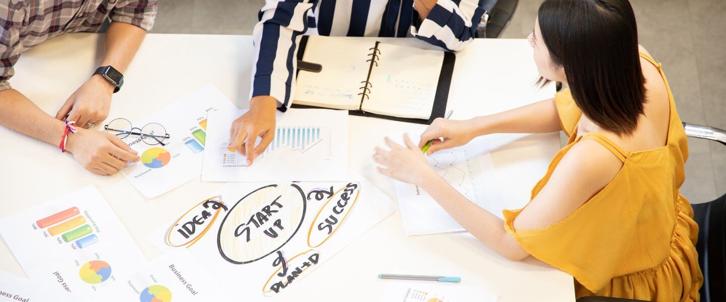 English Language Programme - Raffles University