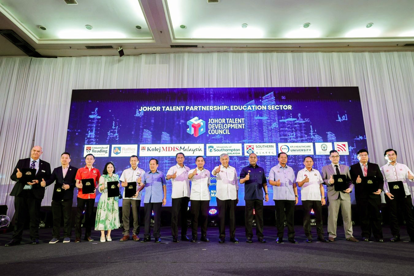 MOU with Johor Talent Development Council (JTDC) - Raffles University